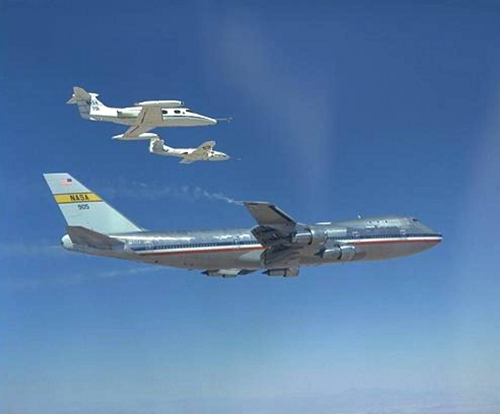 Jet Liner And Fighters Background Image, Wallpaper or Texture free for ...